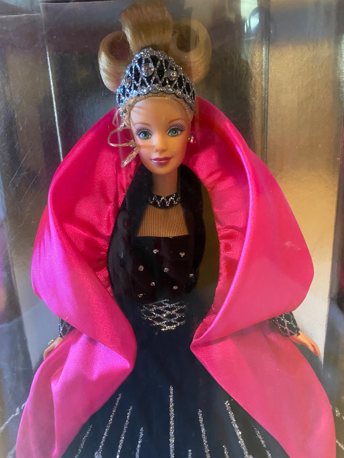 1998 Happy Holidays Barbie - Etsy