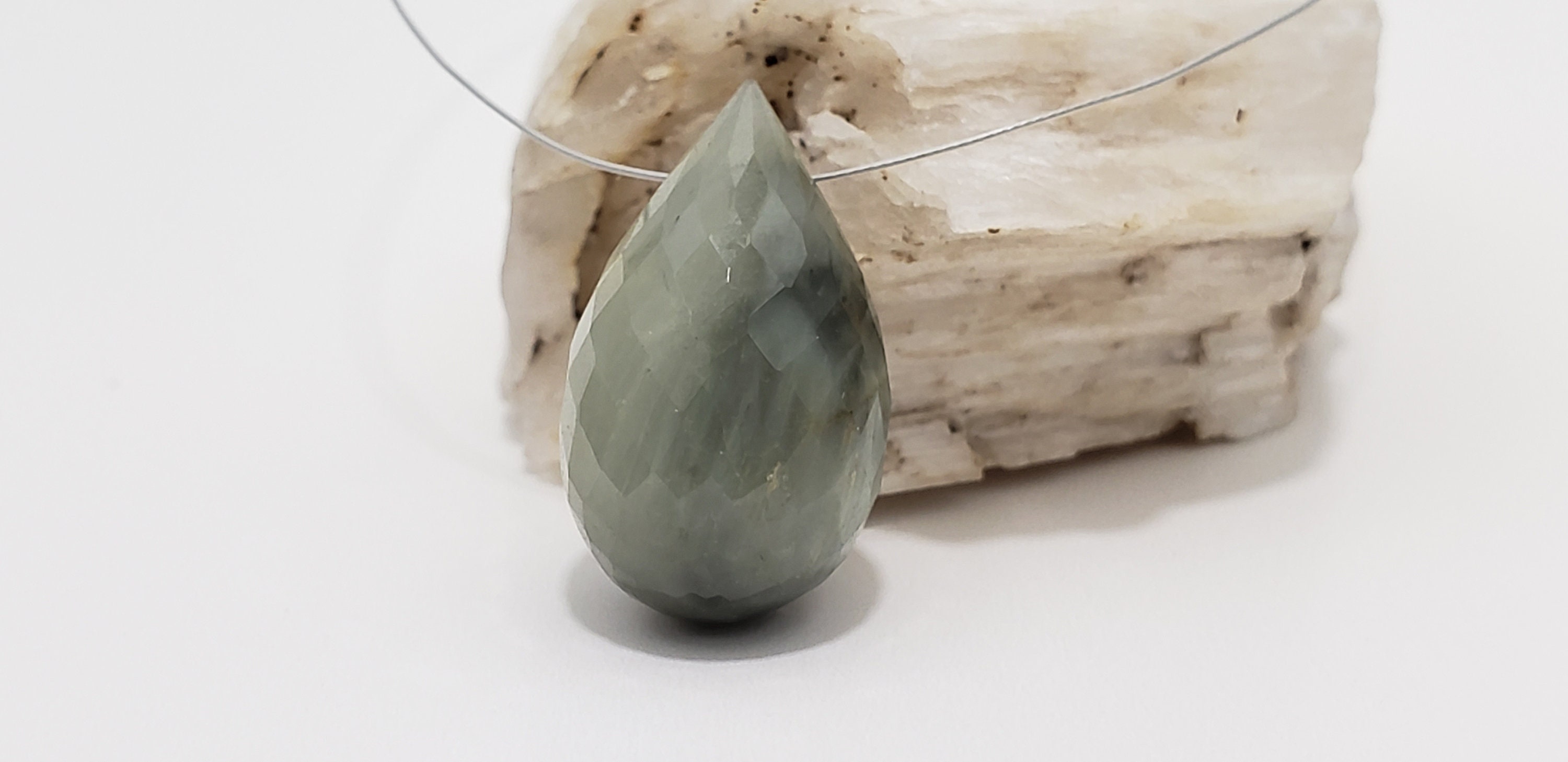 Natural 18.8ct. Green Cymophane Chrysoberyl Faceted Teardrop | Etsy