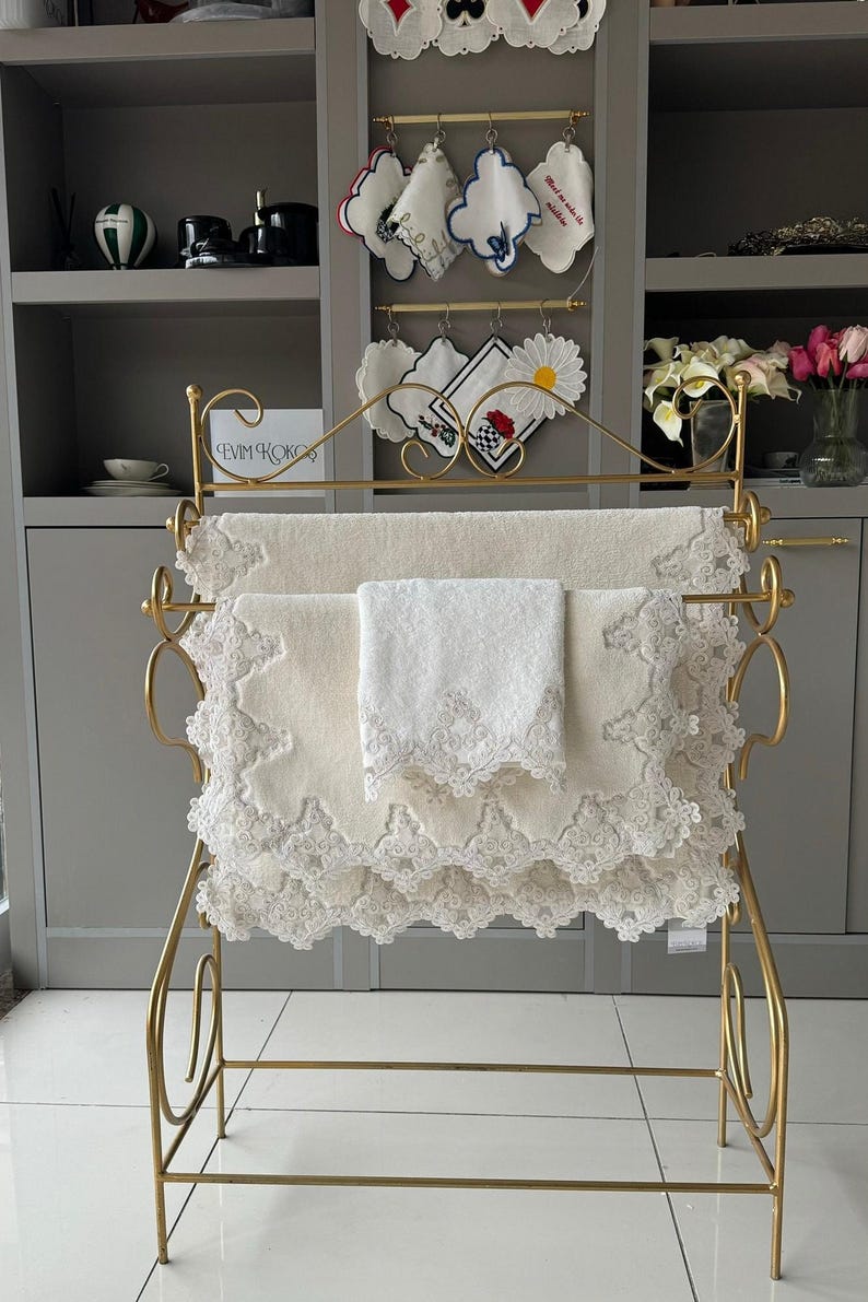 Stylish Lace Bathroom Set, Luxury Home Bath Mat, Bathroom Rug, Modern ...
