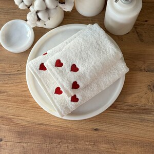 Set of 2 Heart Towels, Embroidered Towel, Decorative Stylish Towel, 2 ...