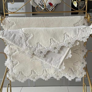 Stylish Lace Bathroom Set, Luxury Home Bath Mat, Bathroom Rug, Modern ...