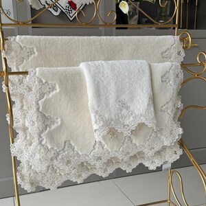 Stylish Lace Bathroom Set, Luxury Home Bath Mat, Bathroom Rug, Modern ...