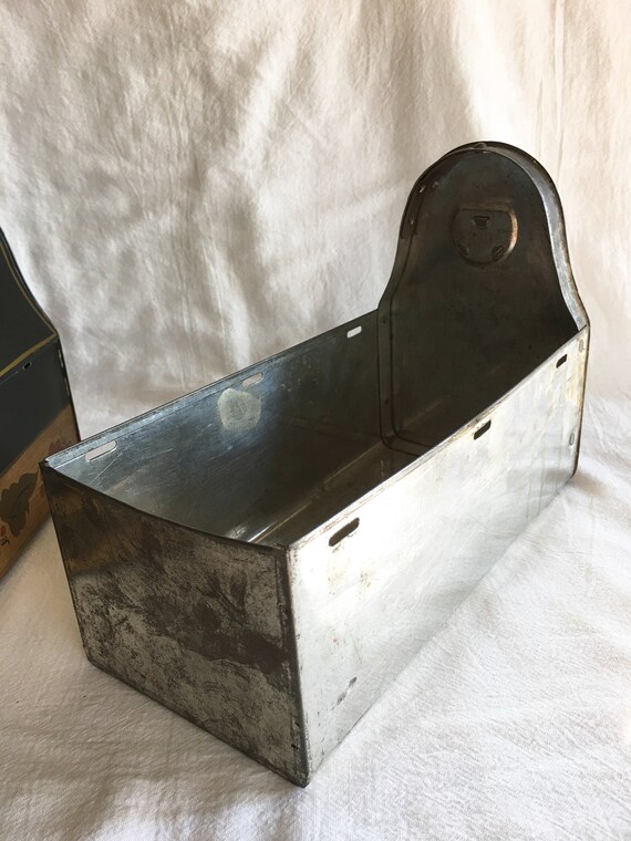 Universal Slide Out Lunchbox, Upcycled Metal Lunchbox… - Gem