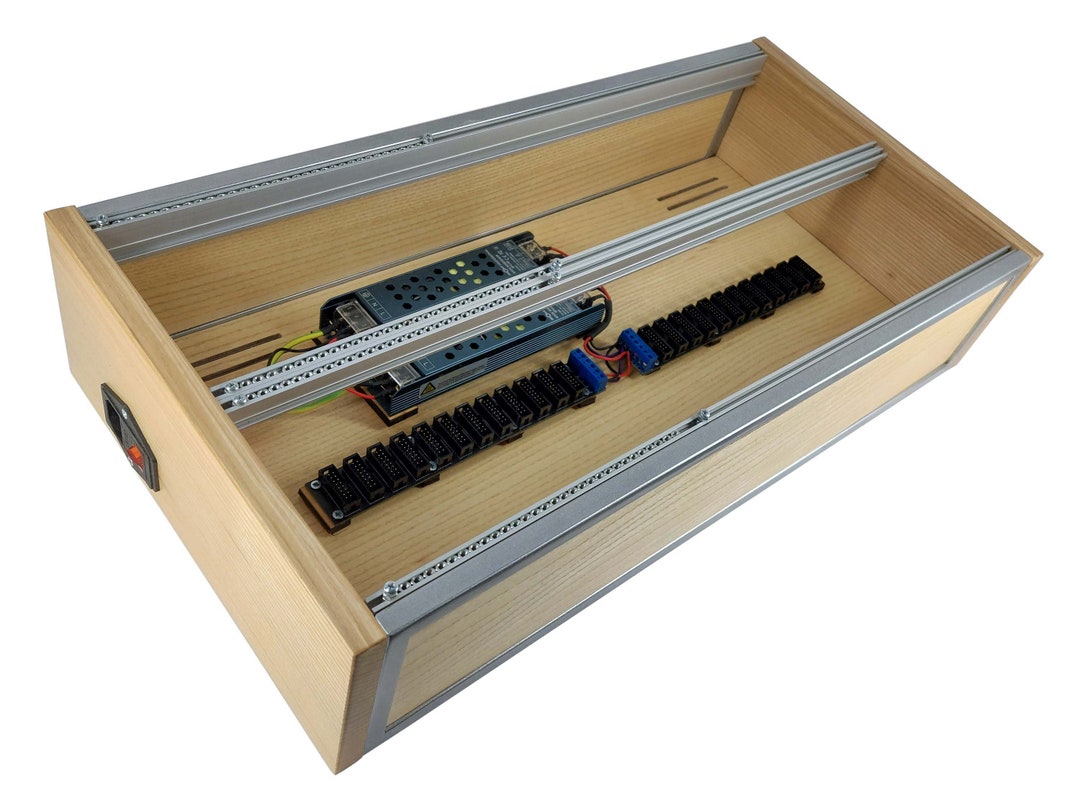 6U X 104HP X 12cm / Portable Eurorack Case / Powered / - Etsy