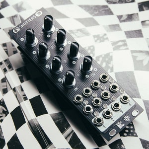 Shutters V2 / (mutable Instruments Blinds 8hp Variant) / Eurorack ...