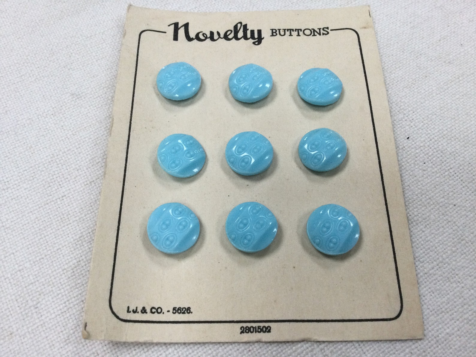 18 Blue and Sky Blue Glass Buttons, From the 1940s. 1cm40.glass Buttons ...