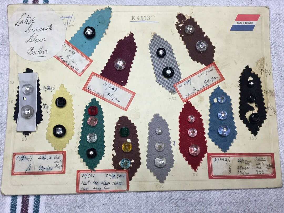 Sample Card of 29 Old Buttons, 1950's, Vintage Sample Card Buttons. - Etsy