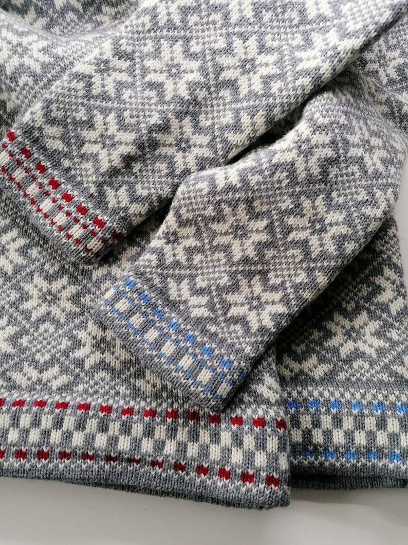 Kihnu Troi Nordic Star Wool Cardigan: Timeless Folk Knit With ...