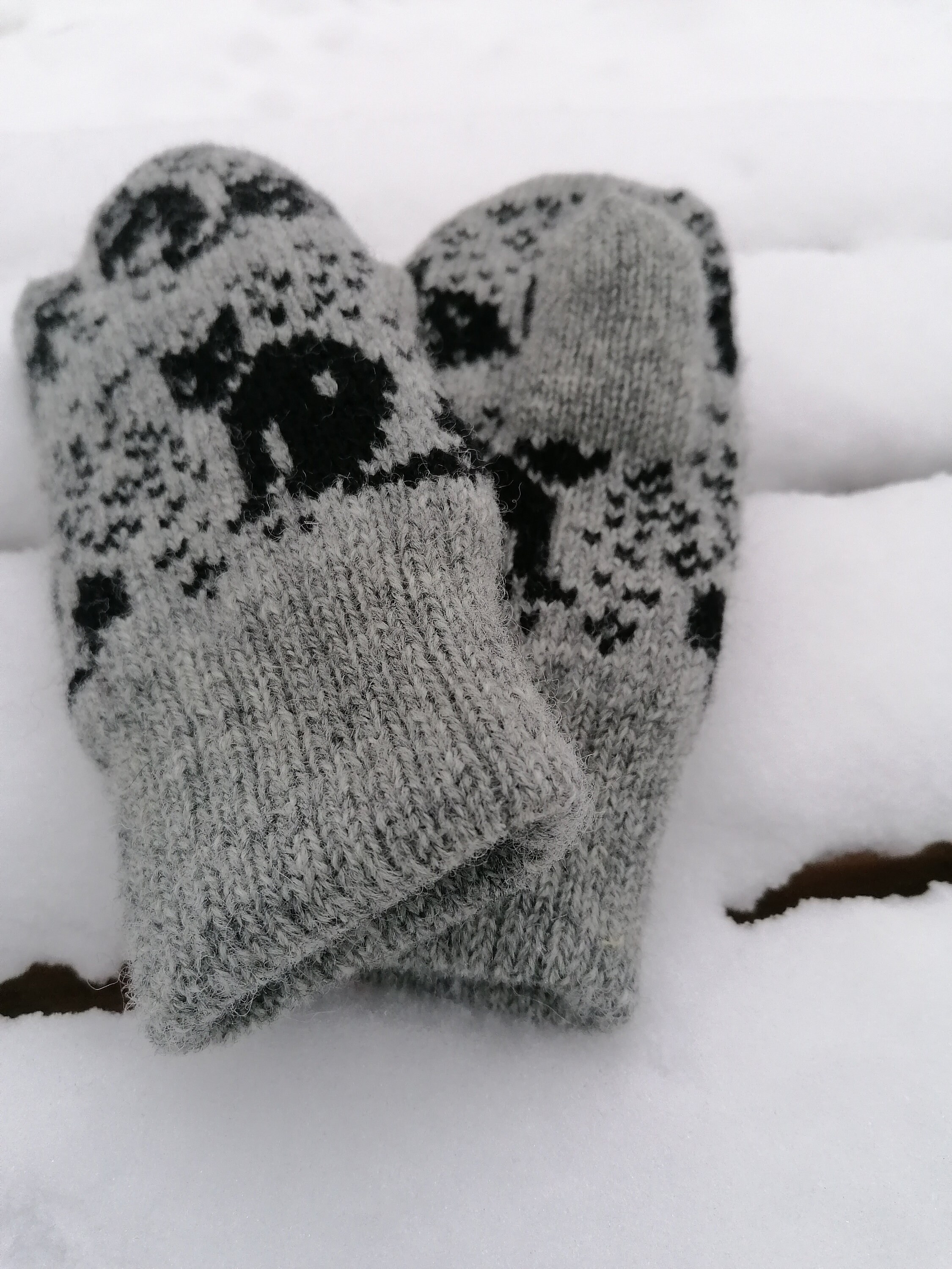 Cozy Cat Patterned Wool Mittens in Grey Variation - Etsy