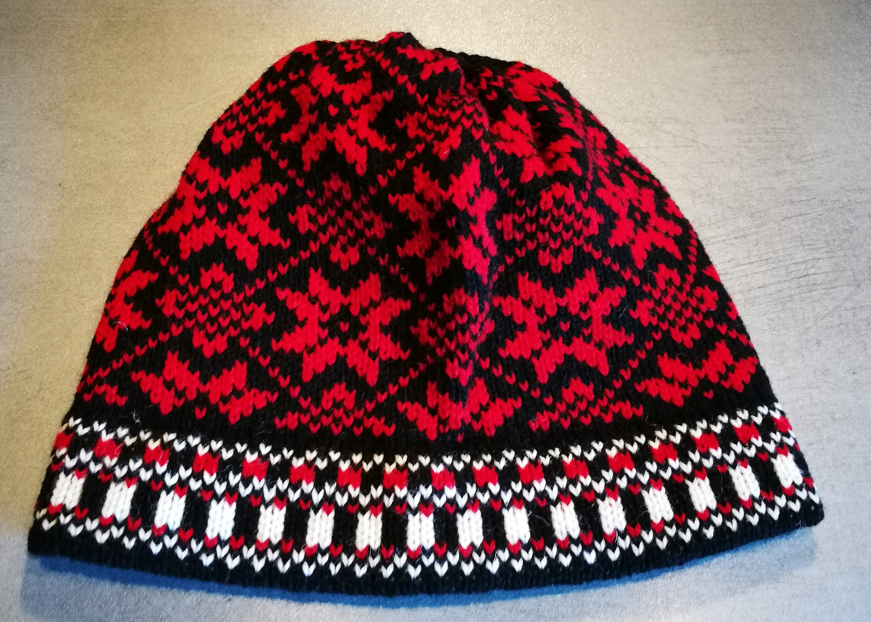 Fair Isle Knitted Hat Traditional Pattern Black and Red | Etsy