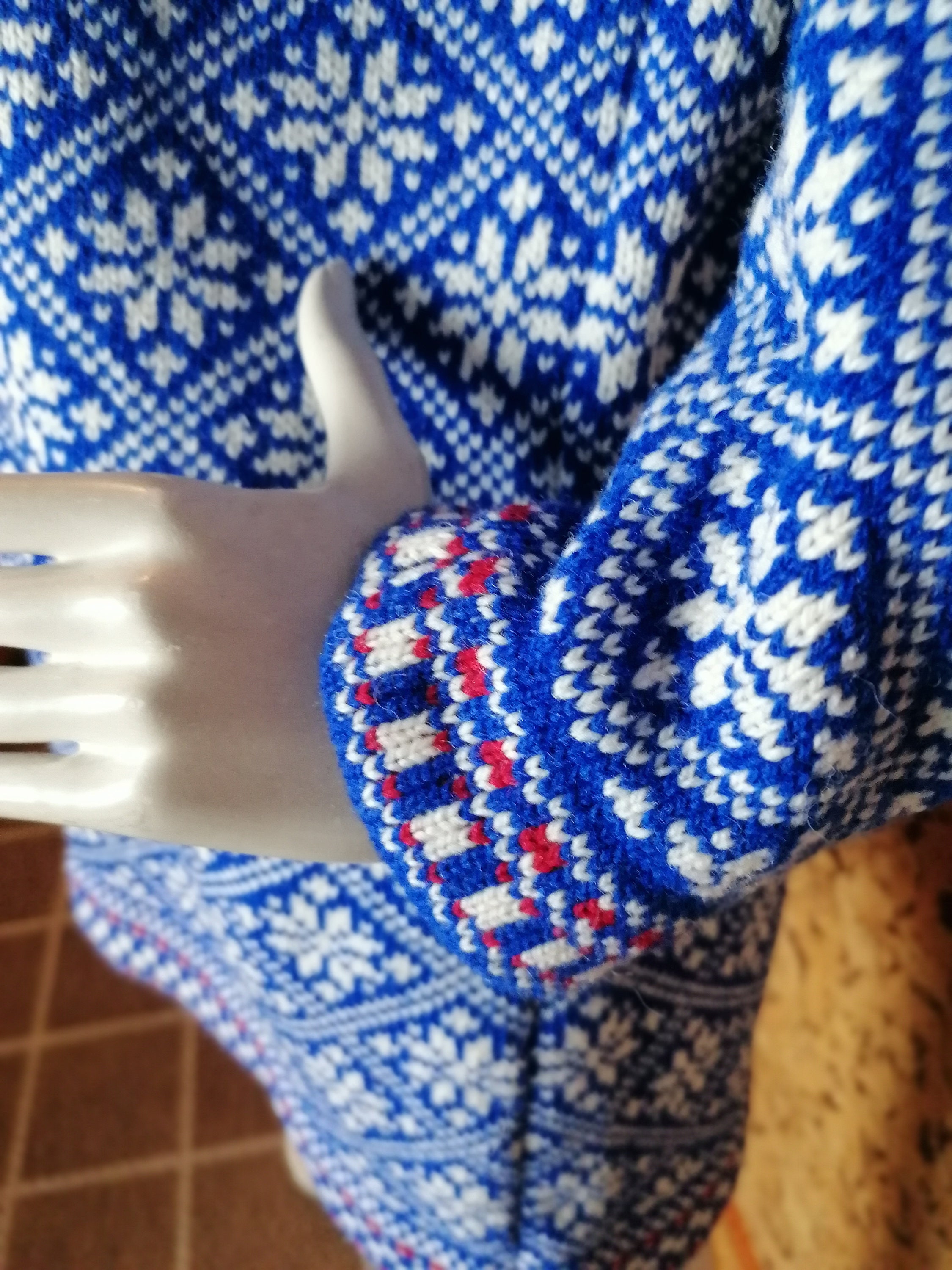 Wool Knit Sweater: Kihnu Troi Nordic Star Pattern - Etsy UK