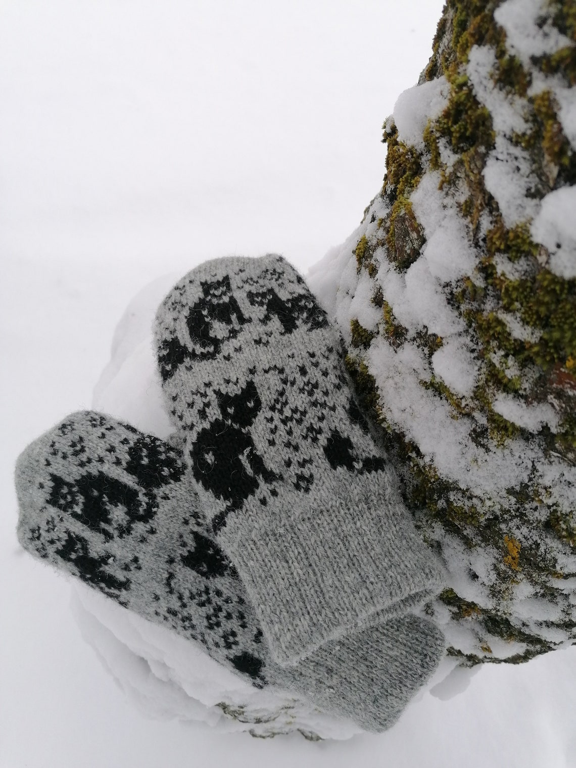 Cozy Cat Patterned Wool Mittens in Grey Variation - Etsy