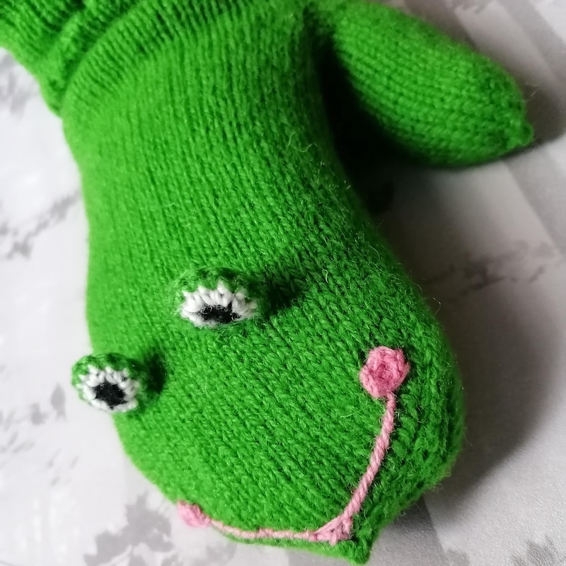 Nice Green Gloves - Etsy