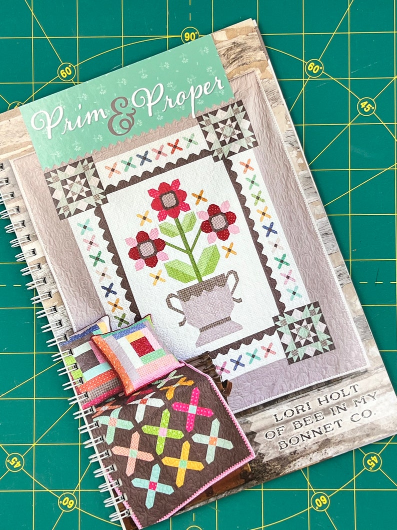 Prim and Proper Quilt Pattern Booklet by Lori Holt of Bee in - Etsy