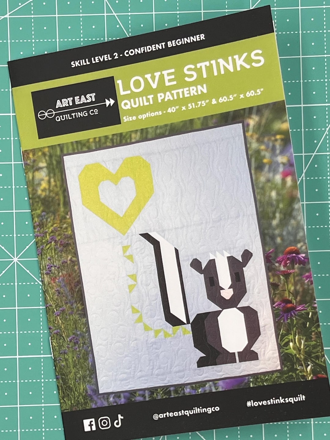 Love Stinks Traditionally Pieced Skunk Patchwork Quilt Pattern by Art ...