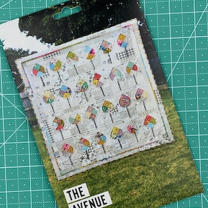 THE AVENUE Tree Patchwork Quilt Pattern by Louise Papas - Etsy Australia