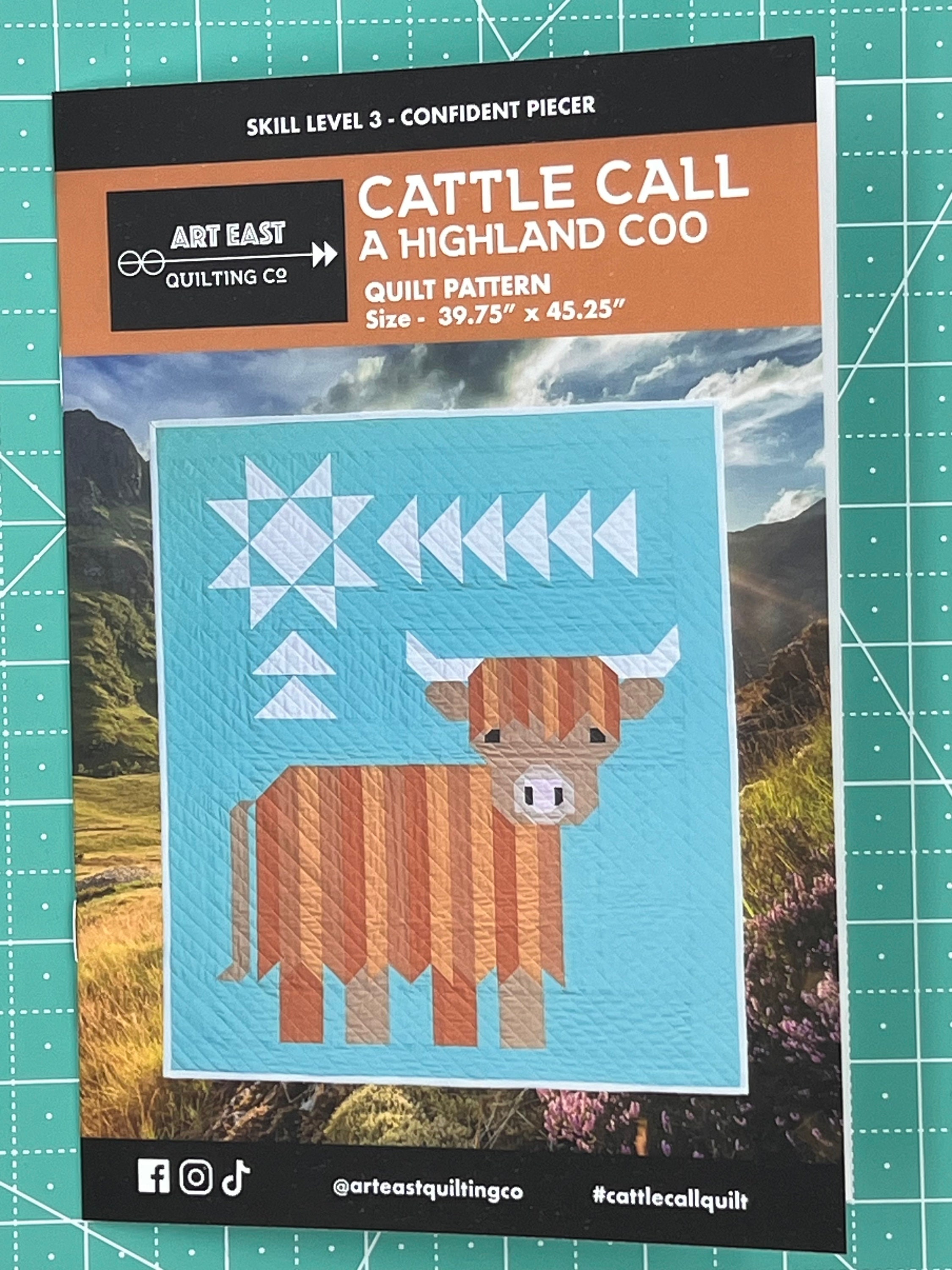 CATTLE CALL: A Highland Coo (COW) Traditionally Pieced Patchwork Quilt ...