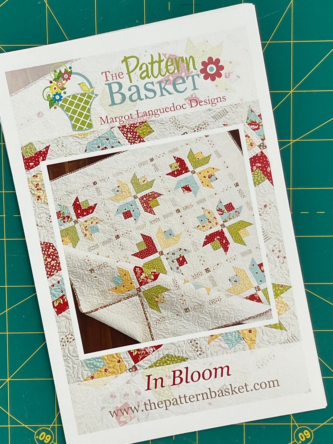 In Bloom Dutch Tulips Quilt Pattern by the Pattern Basket - Etsy