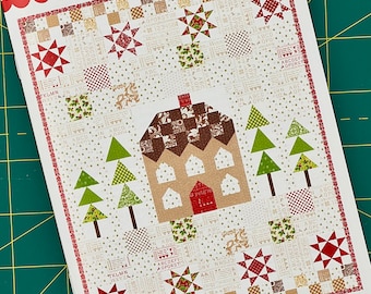 Christmas Cottage Quilt Pattern Fig Tree Quilts FTQ-1910 From Moda - Etsy