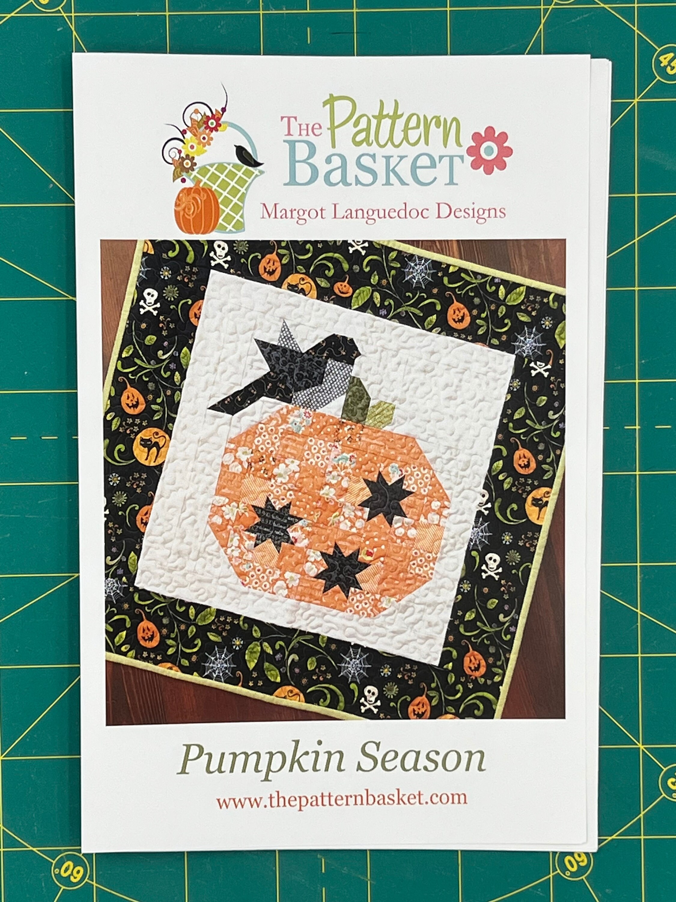 Pumpkin Season Quilt Pattern Pumpkin With Blackbird - Etsy