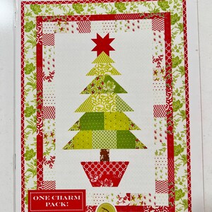 Oh Christmas Tree Fig Tree Patchwork Wall Hanging Quilt or Table Runner ...