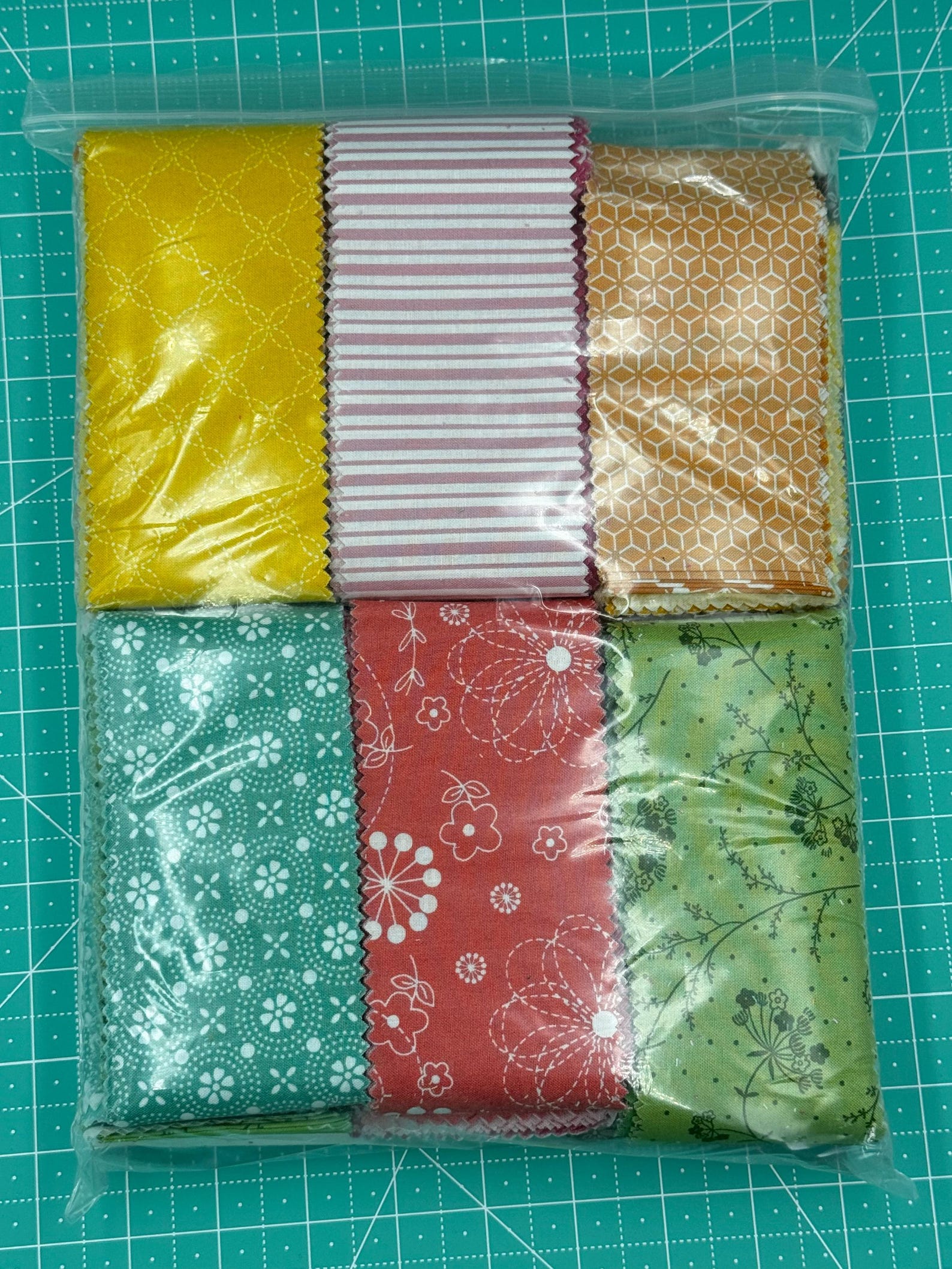 Sunset Reflections Quilt Kit and Pattern in Kimberbell Basics Includes ...