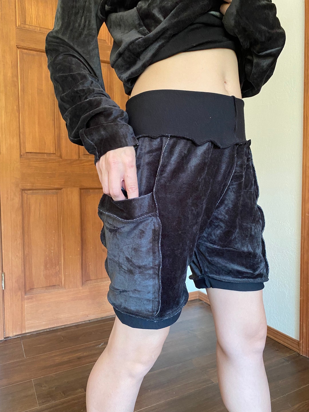 Made to Order 7 Inseam Inside Outseam Pocket Shorts Onyx Collection - Etsy