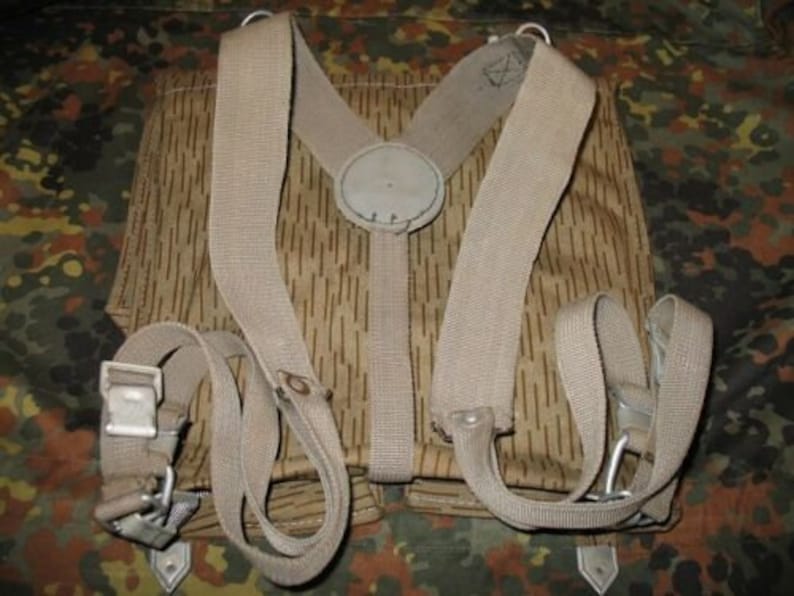 Genuine Berlin Wall Era East German Military Combat Backpack - NEW OLD ...