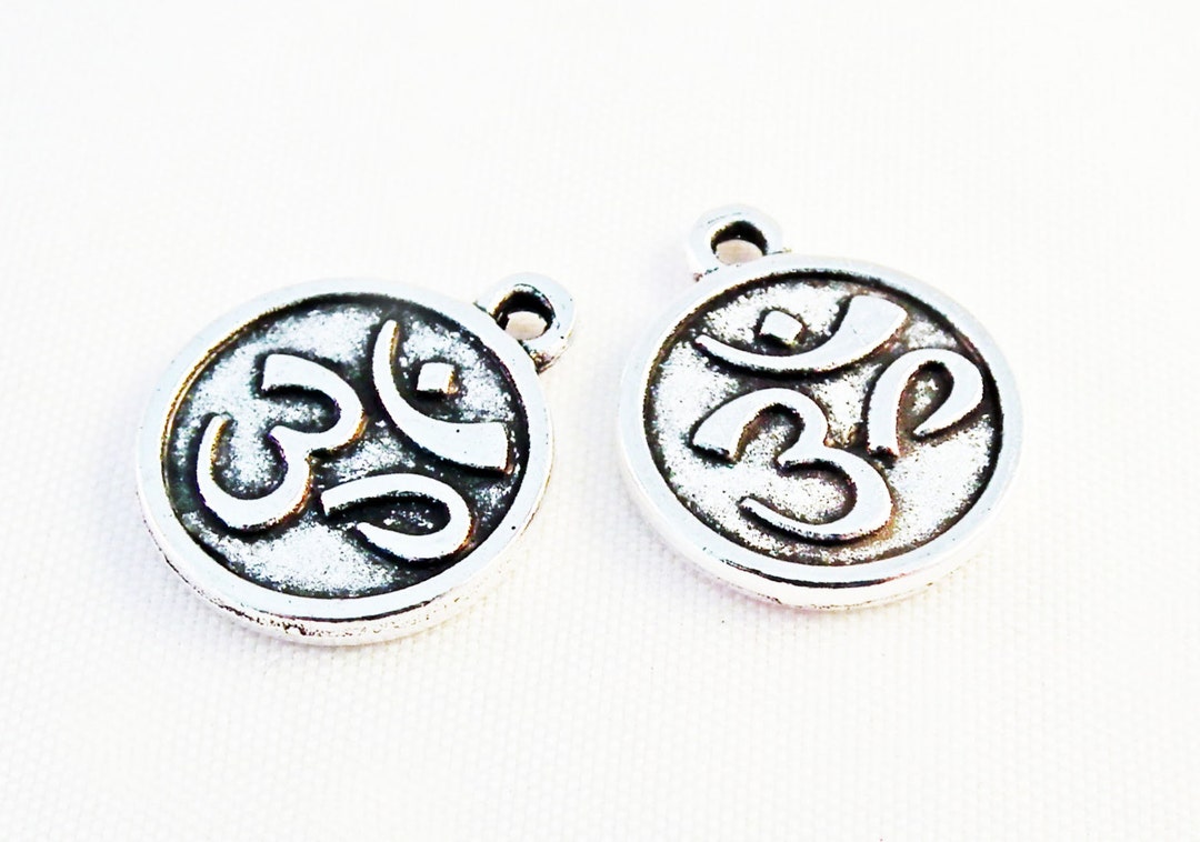 BP84 - 2 Medallions Symbol OHM Third Eye Tibetan Silver / 2 Pieces ...