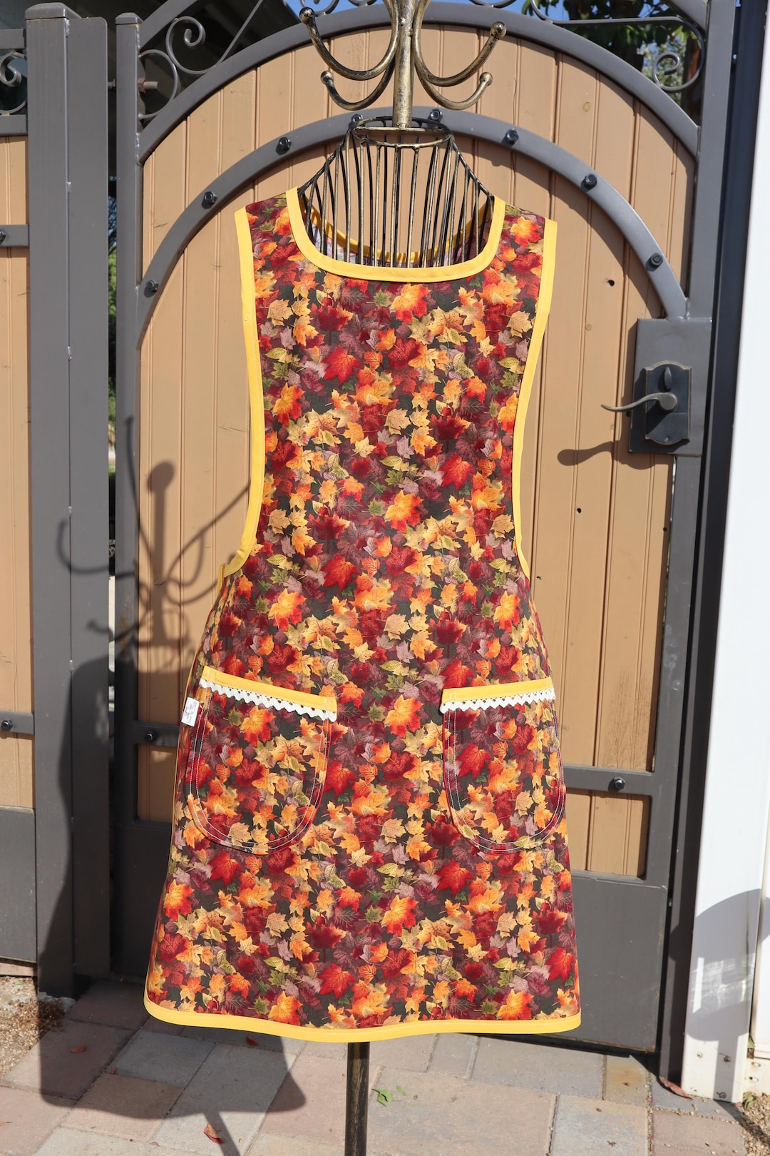 Apron, Vintage Style Fall Print With Closed Neck and Waist Ties….size ...