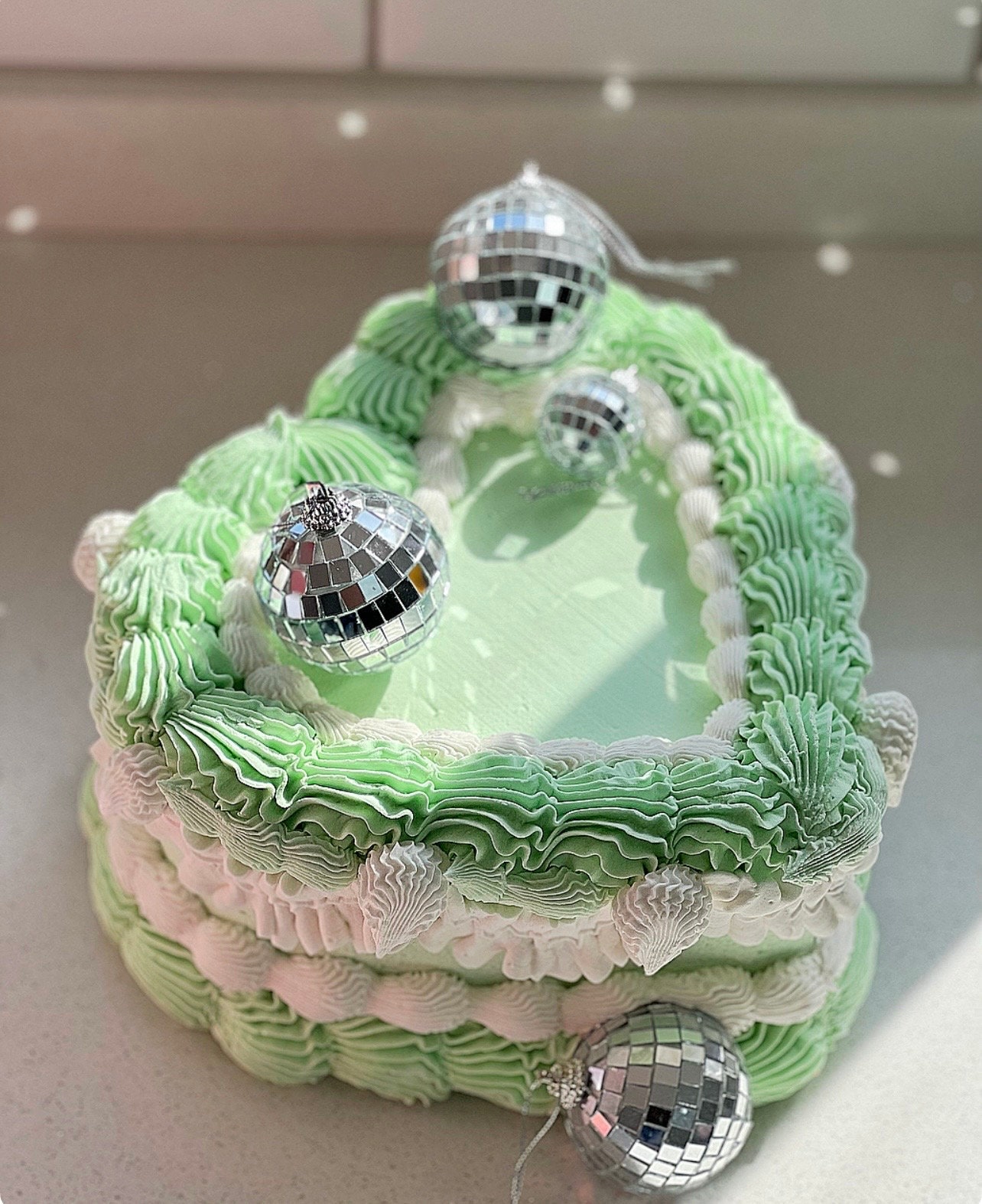 Fake Vintage Heart Cake - Etsy