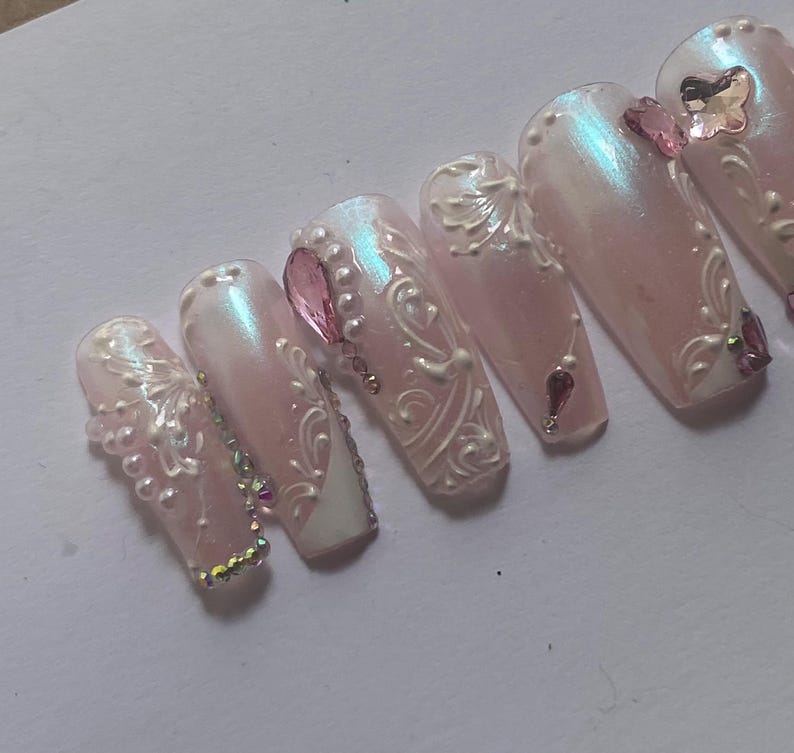 Victorian Lace and Pearls Handmade Press on Nails - Etsy