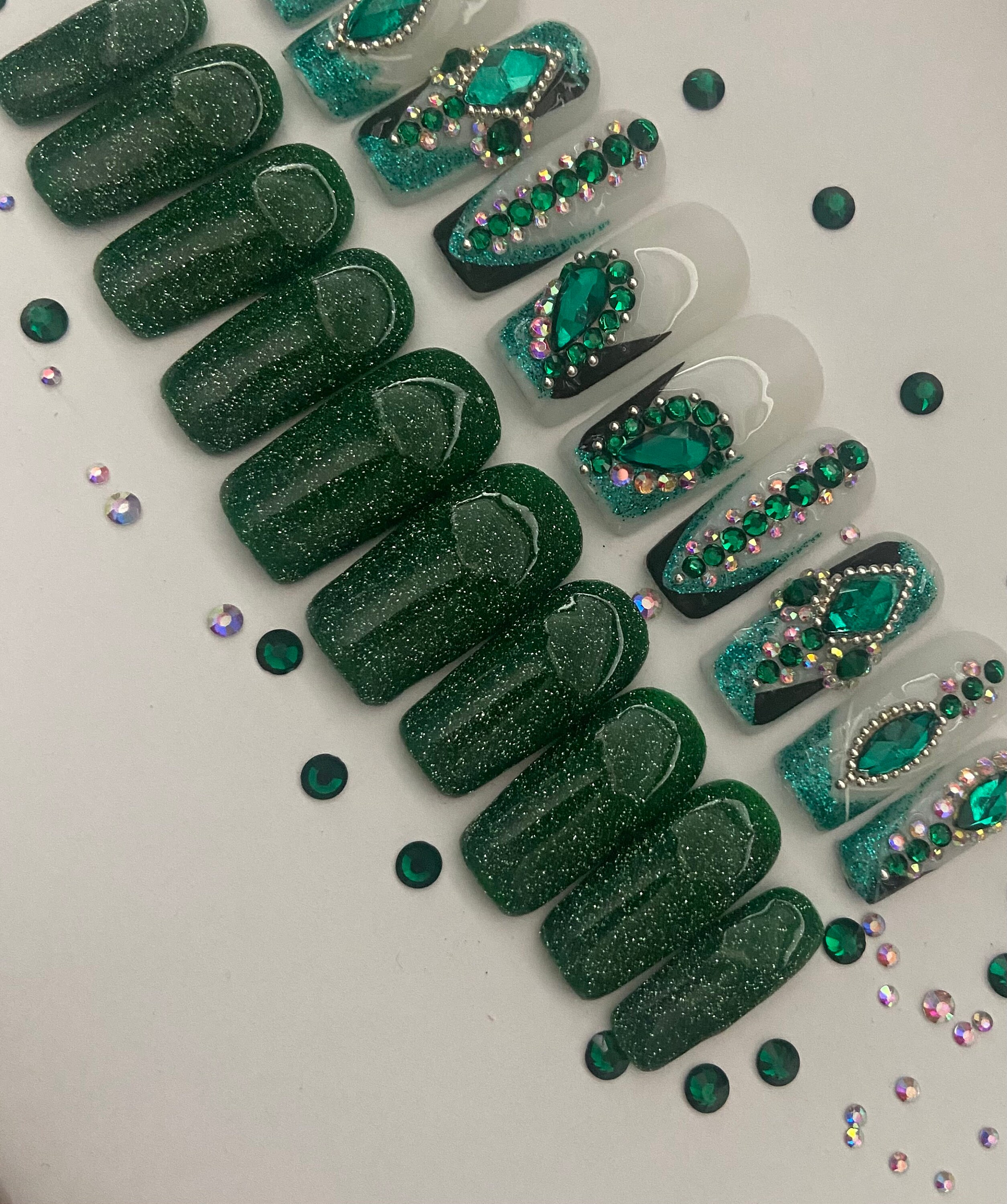 Green and White Handmade Press on Nails - Etsy