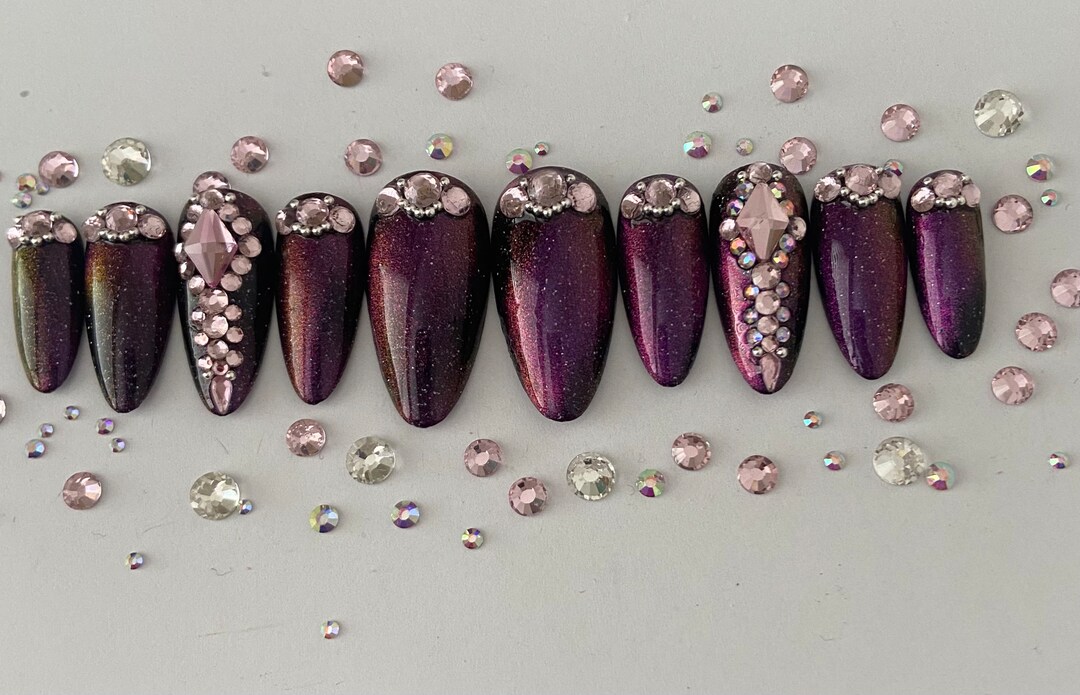 Jet Setter Purple Press on Nails - Etsy