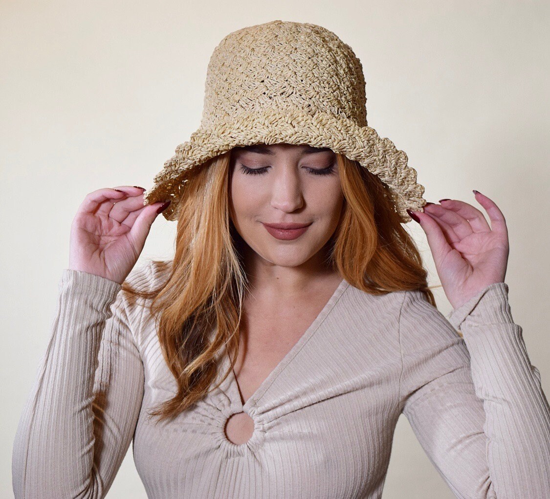 RARE vintage beige brown straw ruffle bucket hat women's One Size fits most