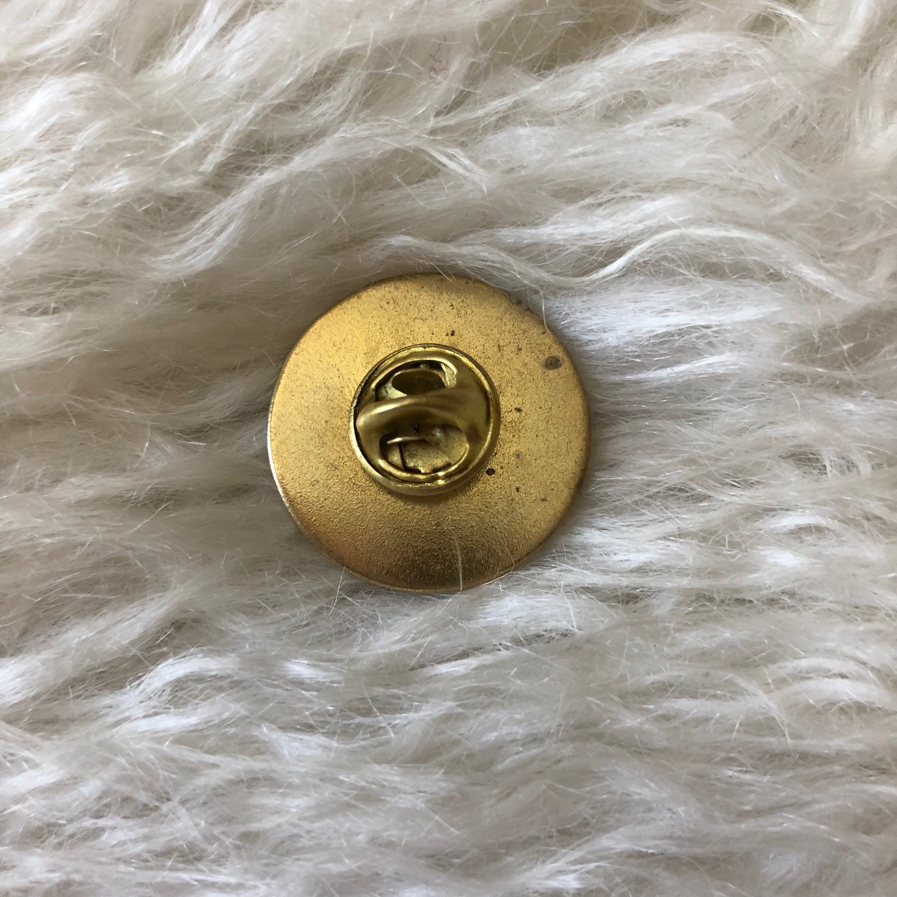 Rare vintage Madonna small round closed pin