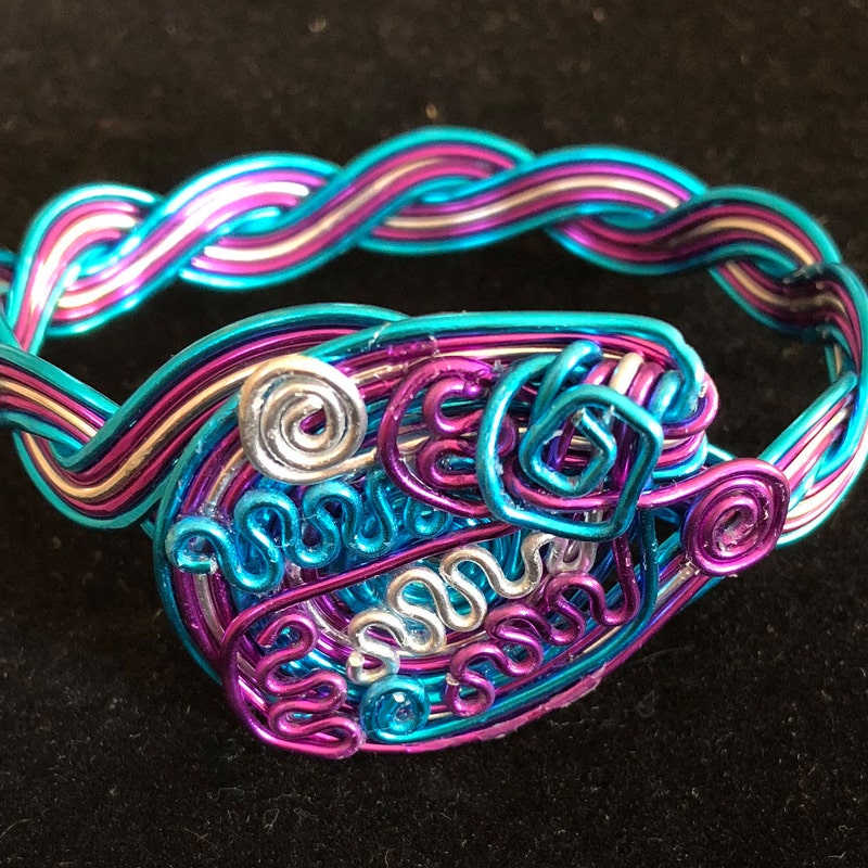Robinswired - Etsy