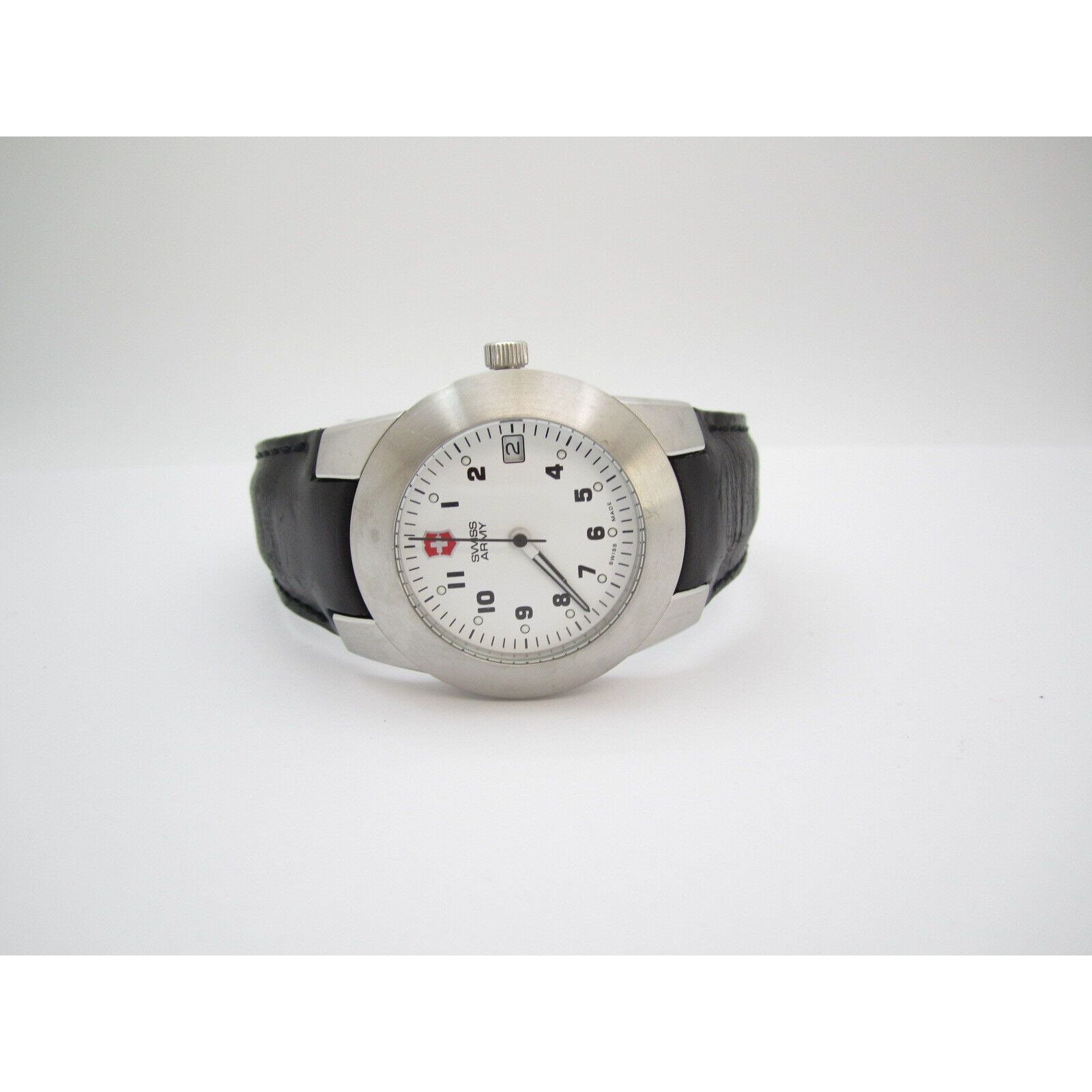 Men's Victorinox Swiss Army Quartz WR Analog 41mm Dial Causal Round ...