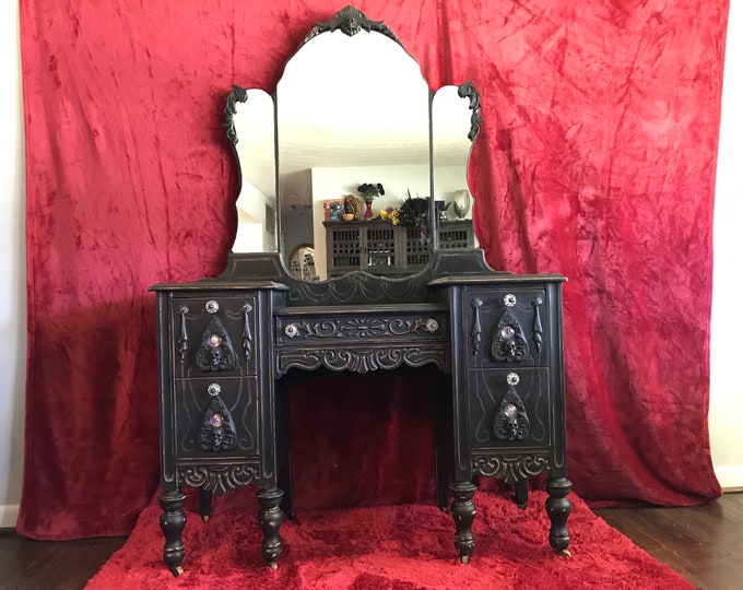 Gothic Planchette Black Antique Vanity Make up Table Wednesday Adams ...