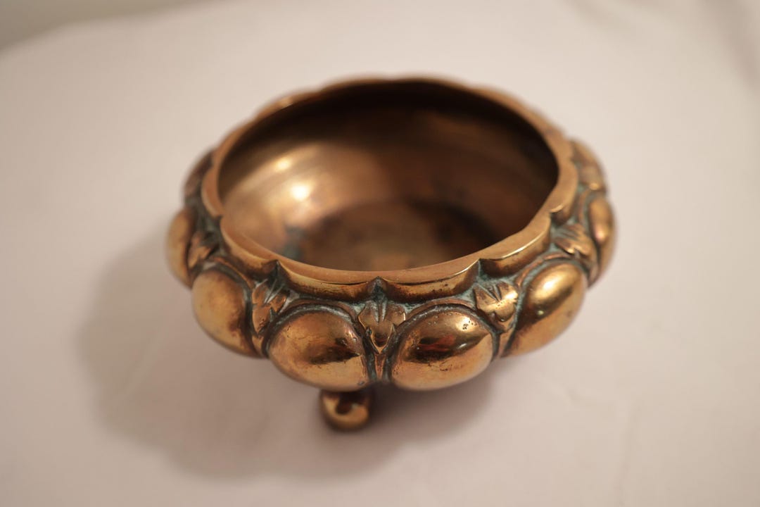 Pedestal Brass Bowl, Very Heavy Weighted Brass Bowl, Small Decorative ...