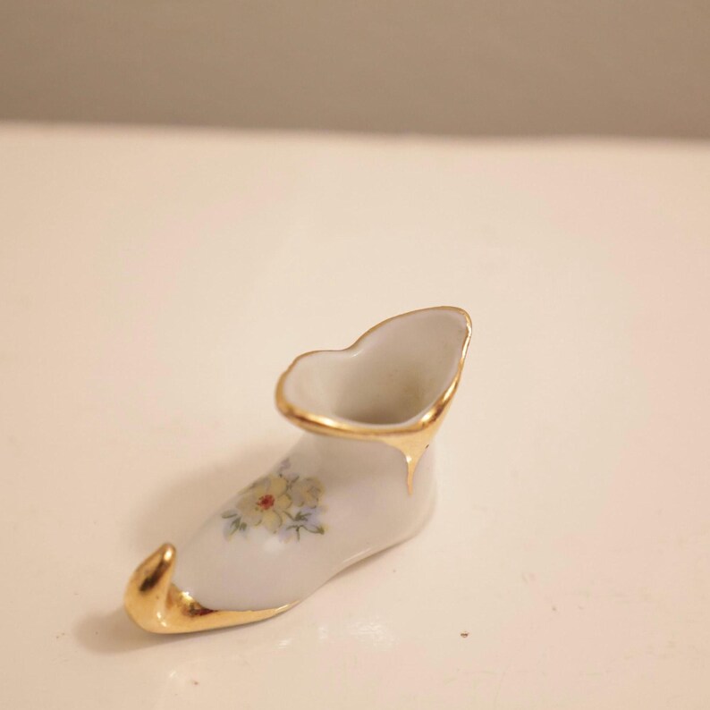 Limoges China Shoe Heels Cinderella Shelf Miniatures Glass Slipper ...