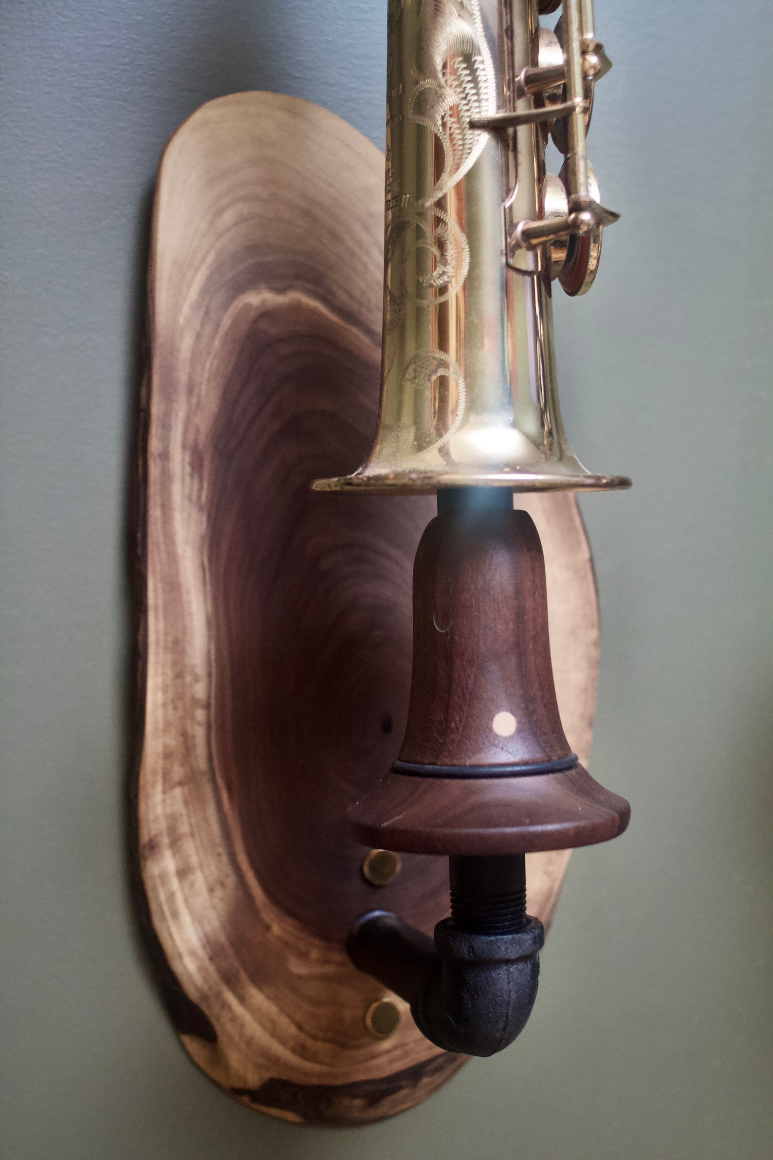 The Wall Hanger - Saxophone Wall Stand - Gift for Saxophonist Player ...