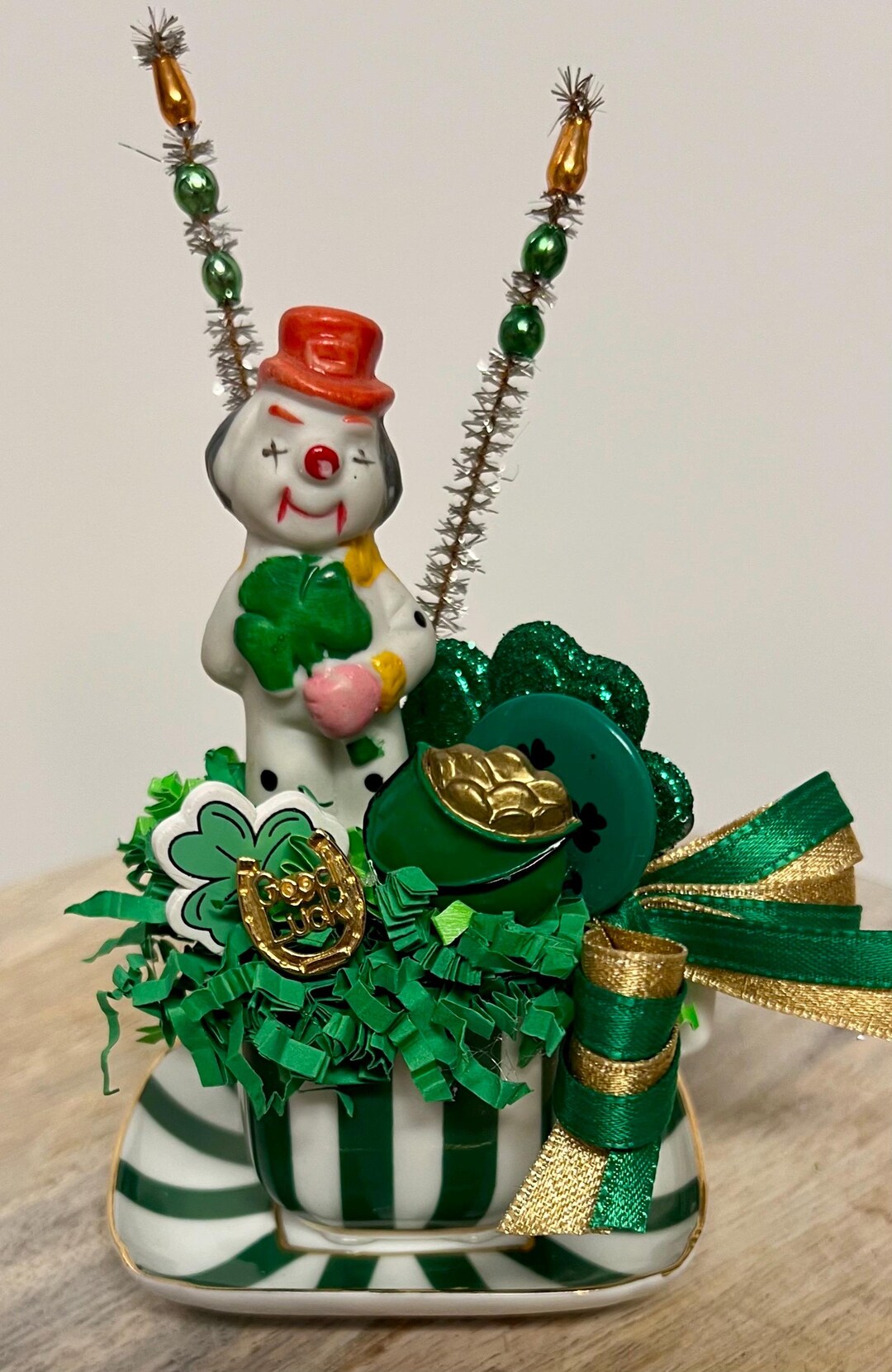 St. Patrick’s Day Mini Assemblage “lucky Clown!” - Etsy
