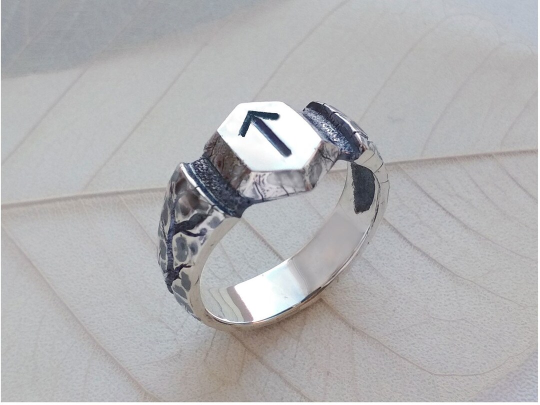 Mystical Tiwaz Rune Jewelry: Exquisite Viking Rune Ring With Ancient ...