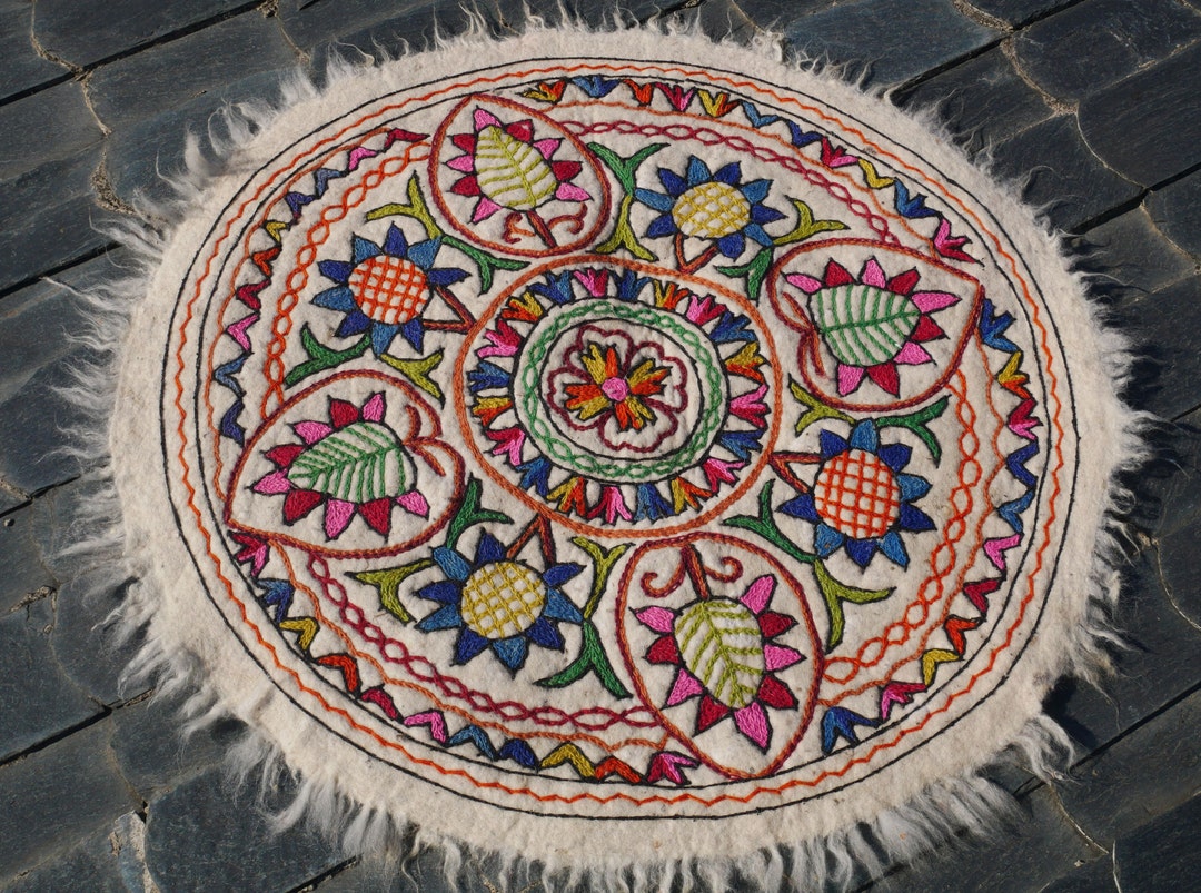 Round Rug Mandala Wool Rug Kashmiri Namda | Boho Accent Rug 36" Felted ...
