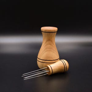 Walnut Wood Striped WDT Tool With Stand, Food Contact Compliance ...