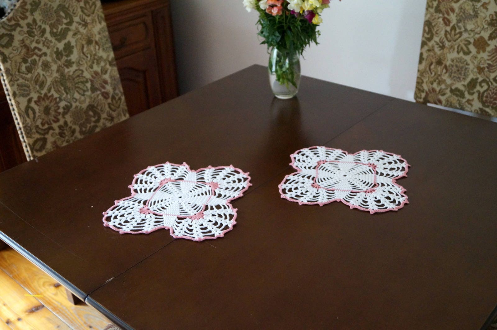 Vintage Doilies Set Hand Crocheted White and Pink Doilies Set - Etsy