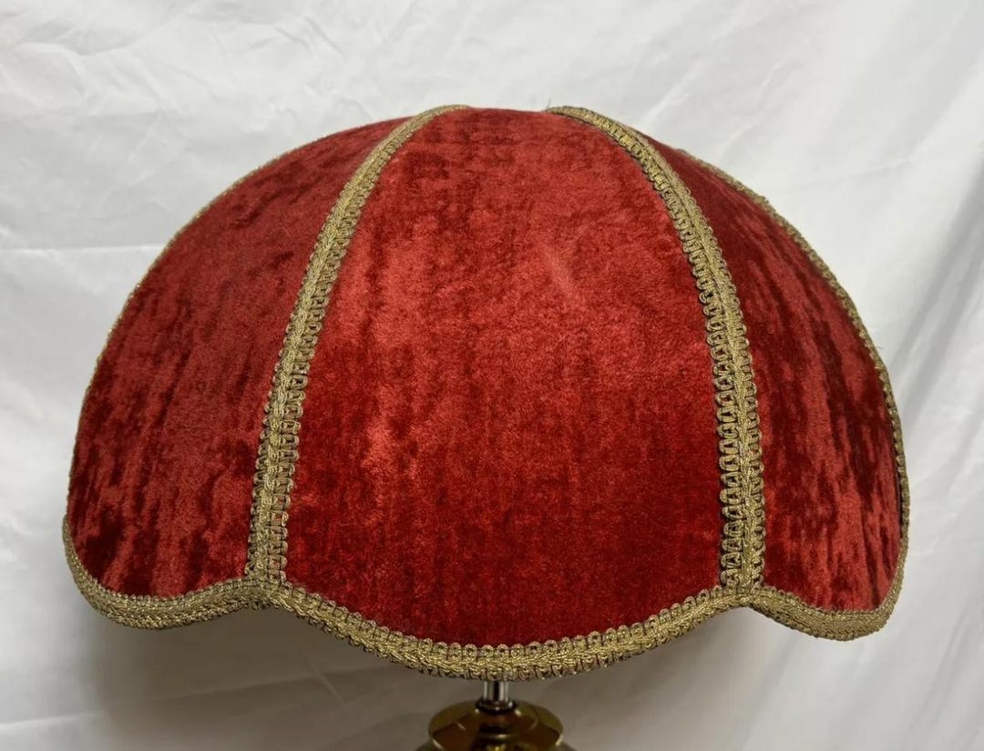 Vintage Hollywood Regency Crushed Red Velvet Scalloped Lamp Shade 18.5d ...