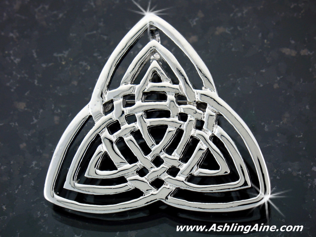 Triple Trinity Knot Brooch/pendant (#JPEW5889) - Etsy