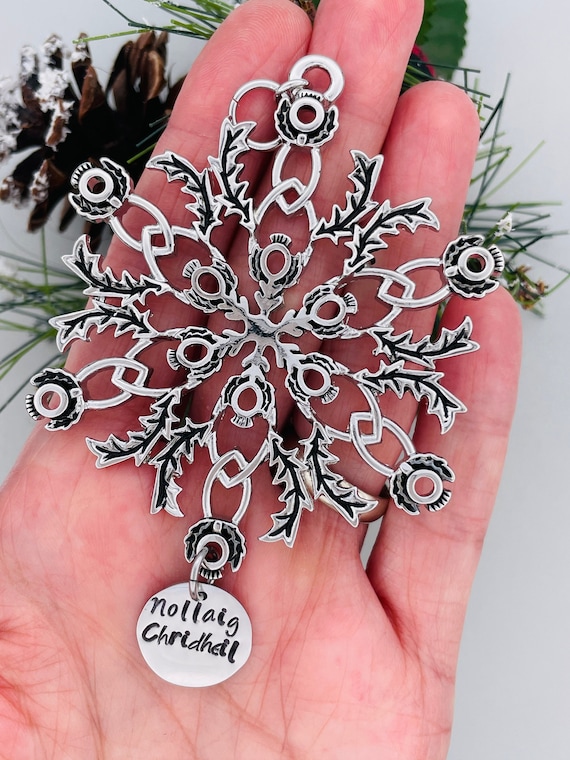 Nollaig Chridheil Scottish Thistle Snowwonders® CSF3 - Etsy
